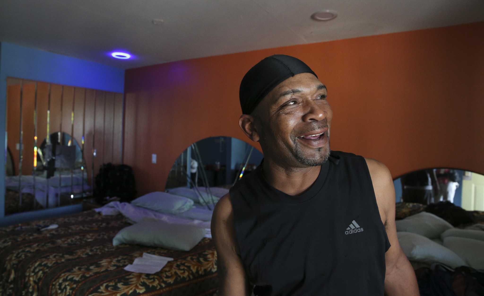 FEMA: Hotel deadline extended again for Harvey victims