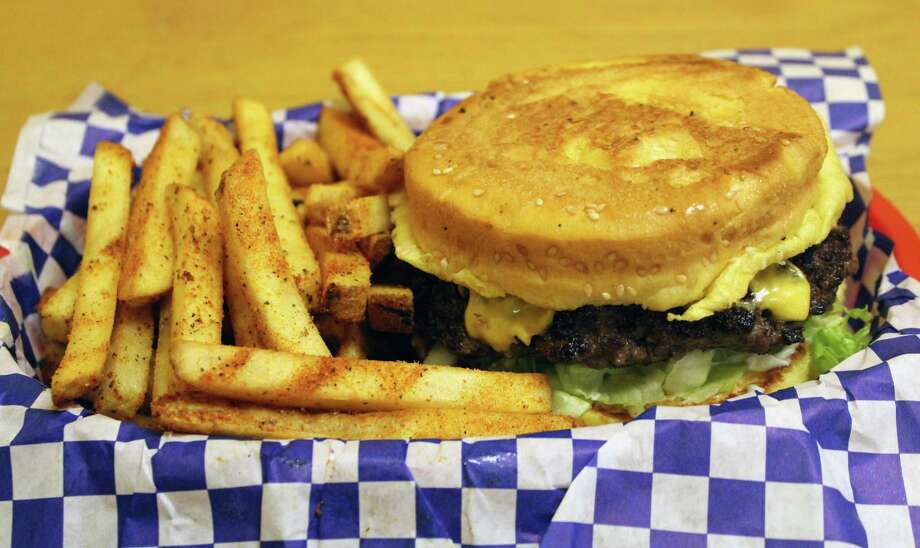 Business Roundups: Hippo Burger plans second location in Atascocita ...