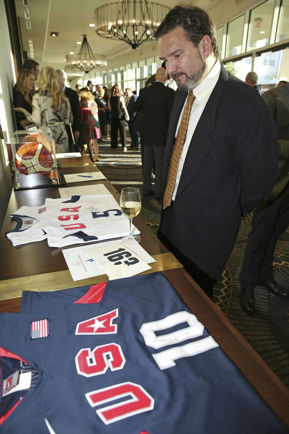 David Robinson joins the fight against cancer