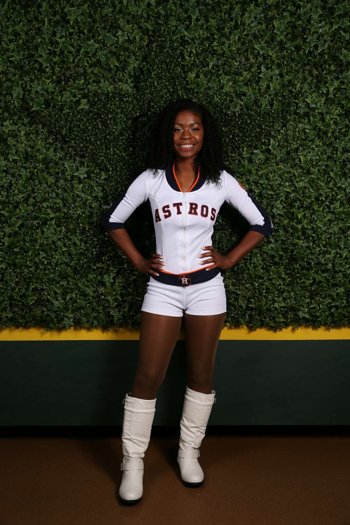 Meet the Houston Astros' Shooting Stars dance team