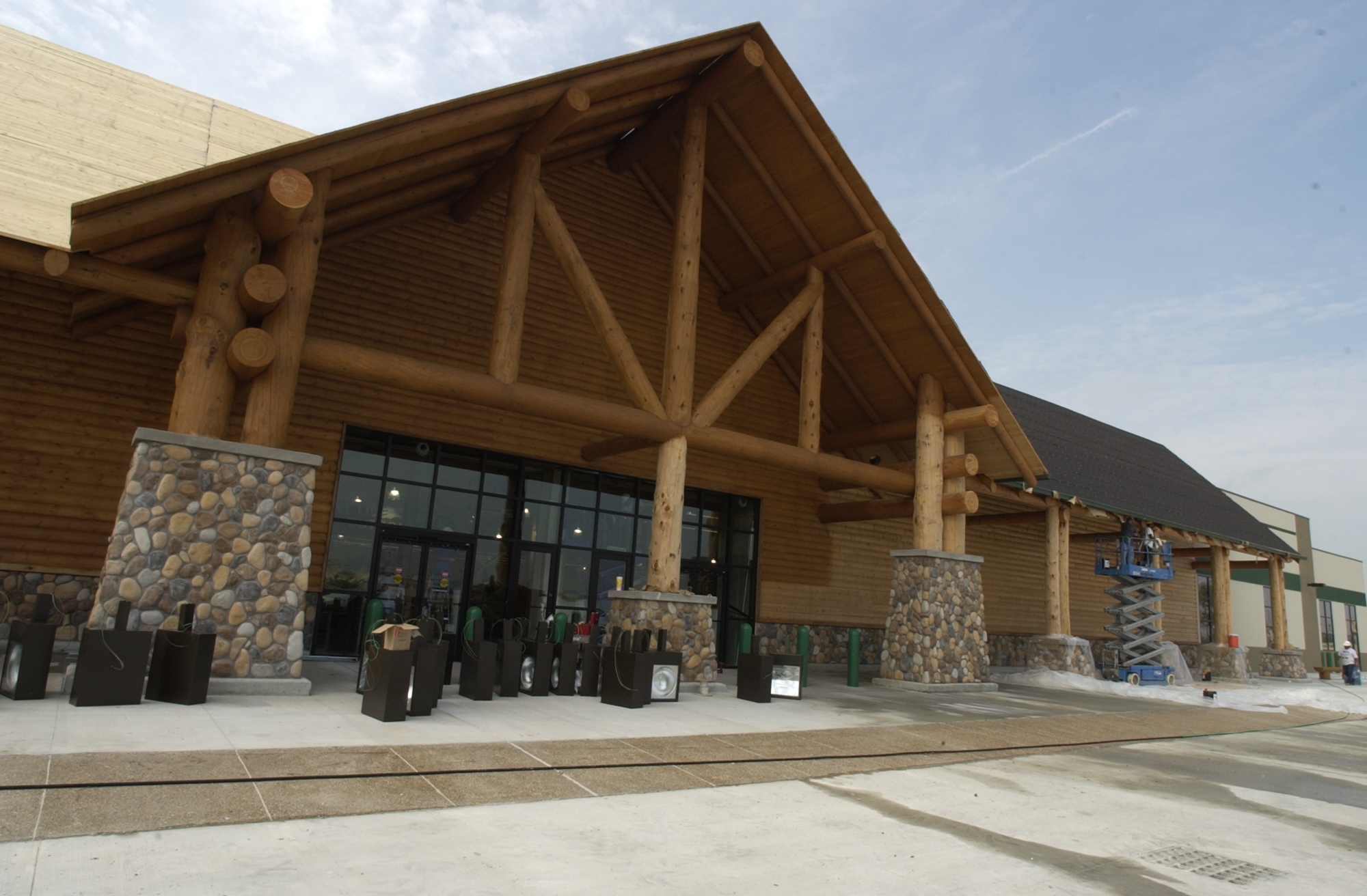 Gander Outdoors prepares for grand opening in Amarillo - Plainview ...