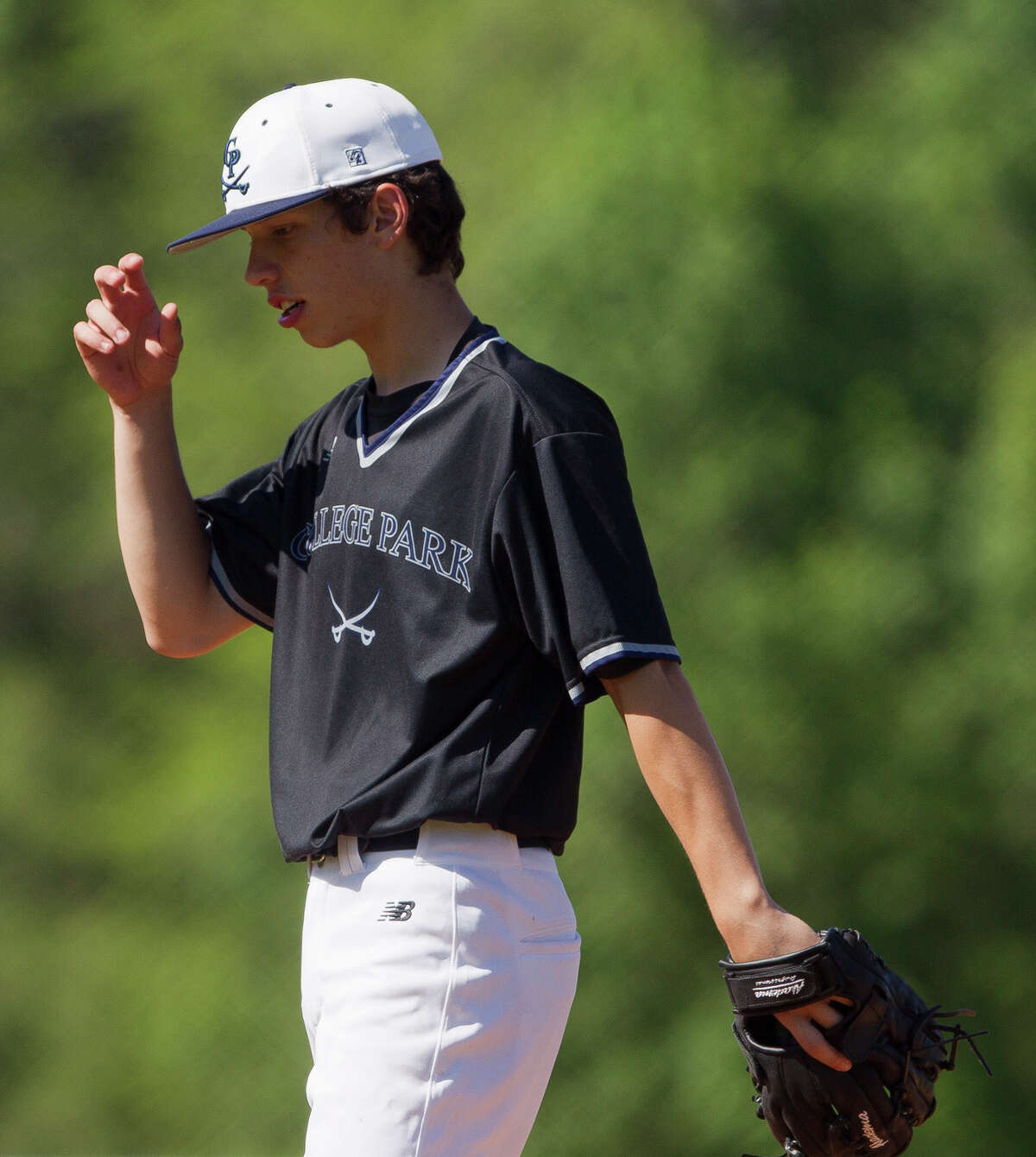 BASEBALL: Garza switch pitching for College Park