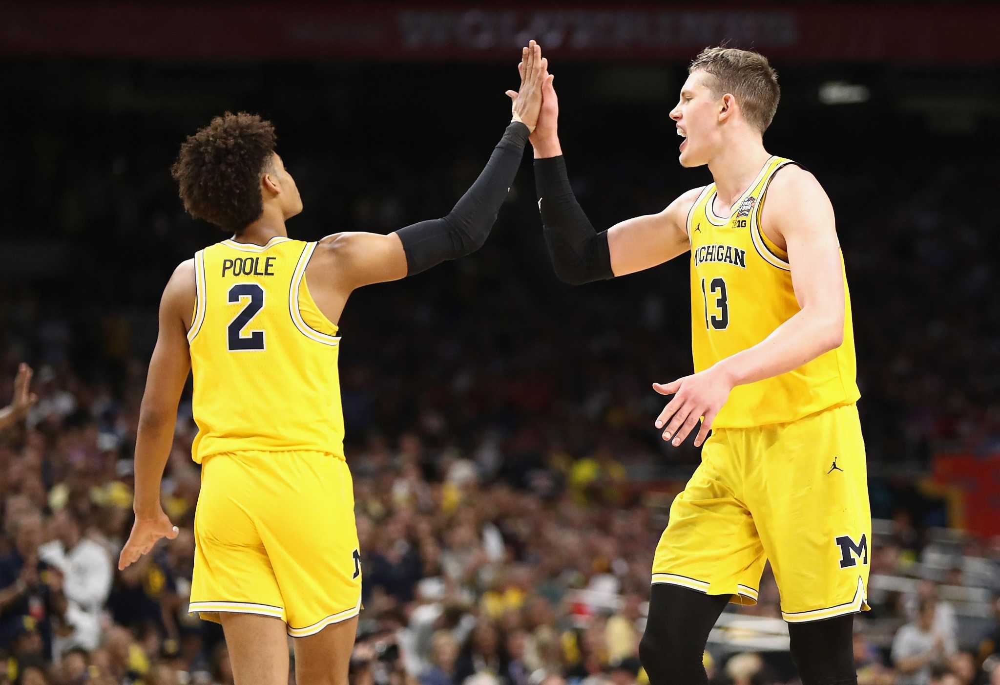 Villanova, Michigan to meet in NCAA title game