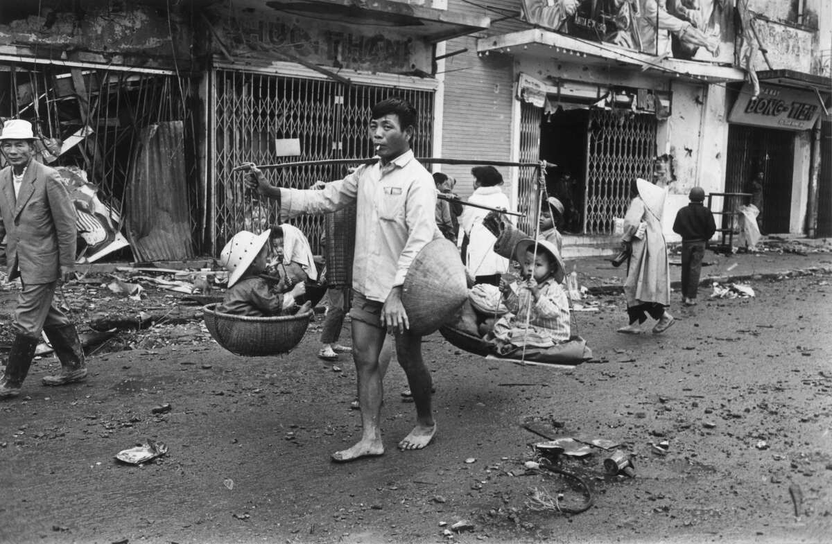 See stunning, rare images from the Vietnam War 50 years ago