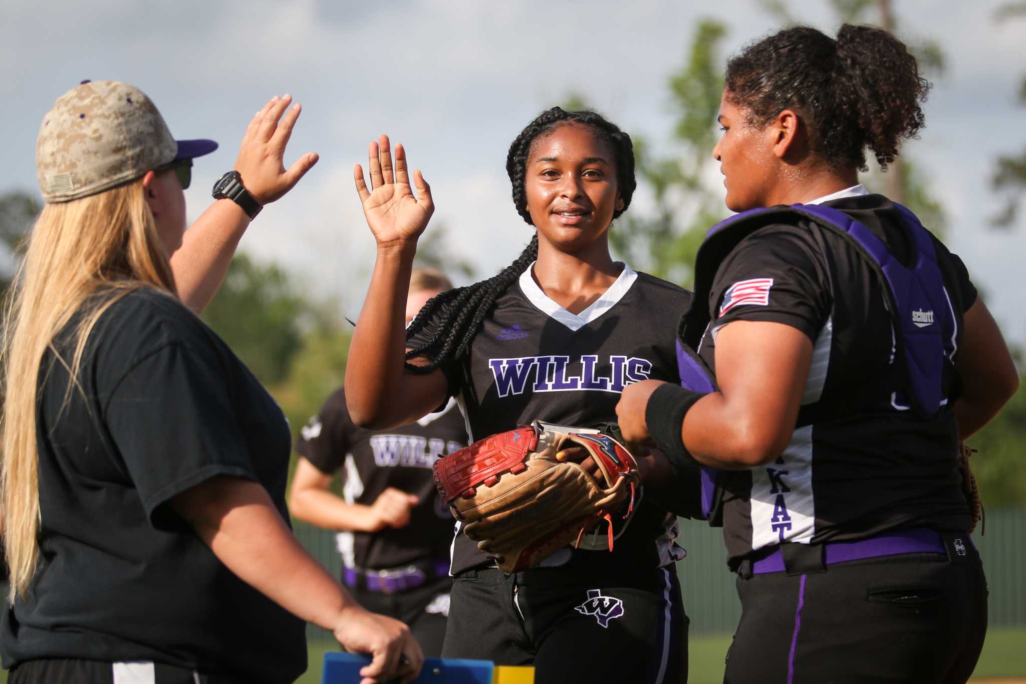 SOFTBALL: Lagway leads Willis to victory over Tomball