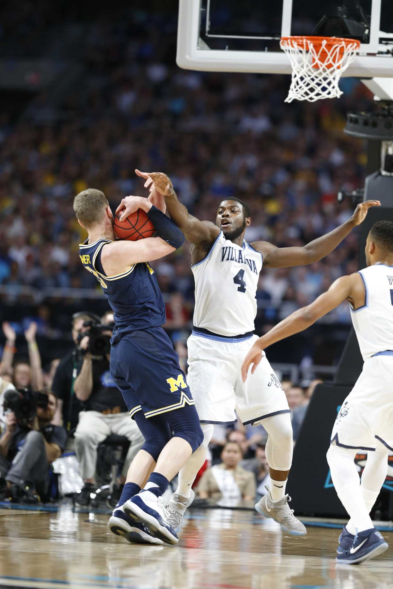Spurs 2019 NBA draft profile: Villanova forward Eric Paschall