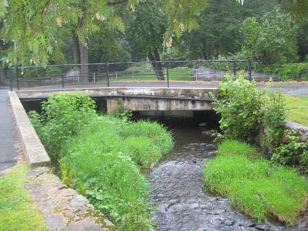 Reconstruction to close Valley Road bridge