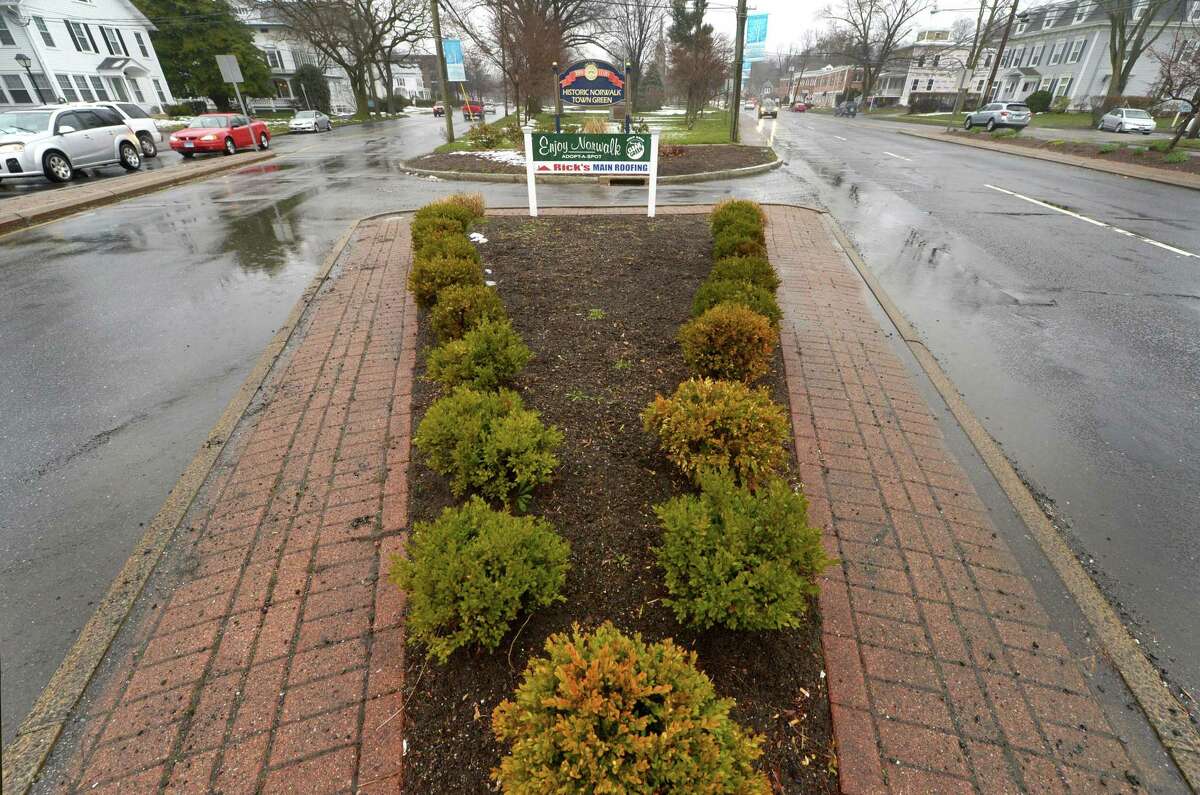 A Norwalk park no one knew about could rise to street level