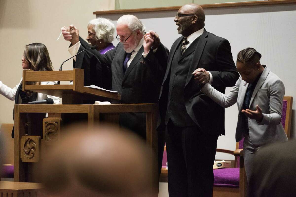 Connelly: A Dr. King tribute -- young speakers stir crowd, politicians ...