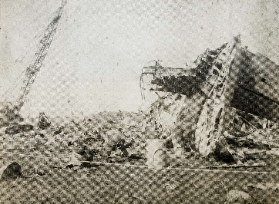 MDN clippings from 1958 fatal plane crash at Tri-City Airport - Midland ...