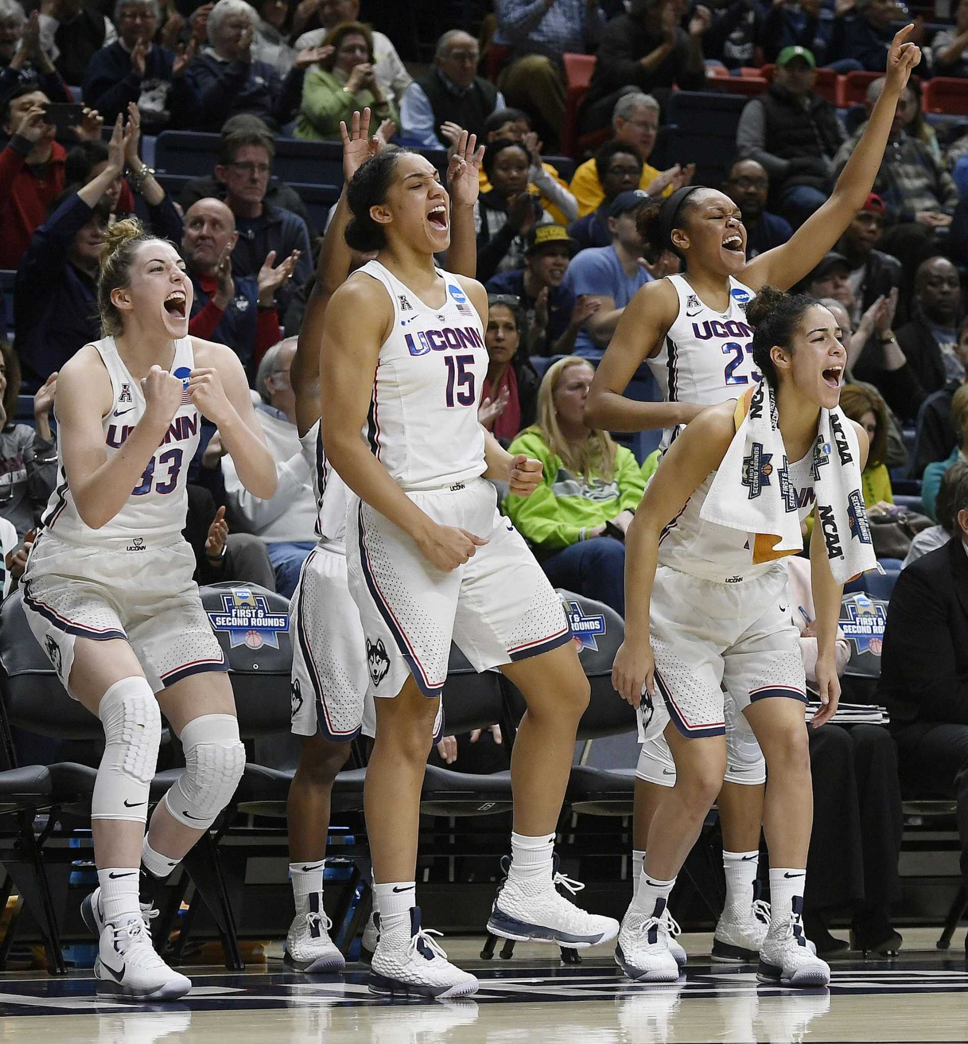 Three UConn players invited to next week’s WNBA Draft