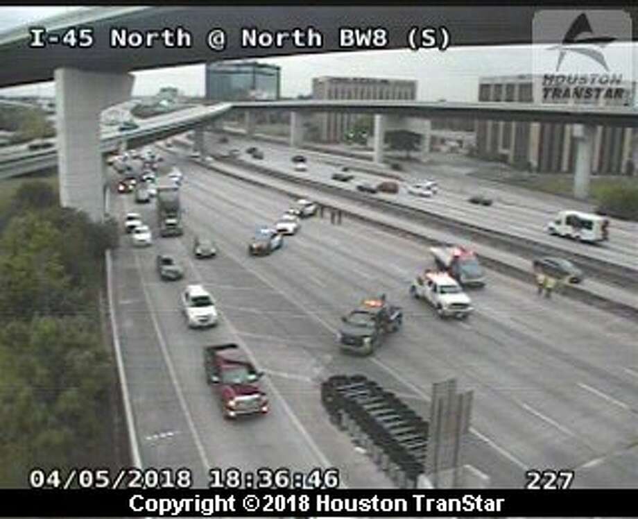 1 dead in fatal crash on North Freeway near Beltway 8 - Houston Chronicle