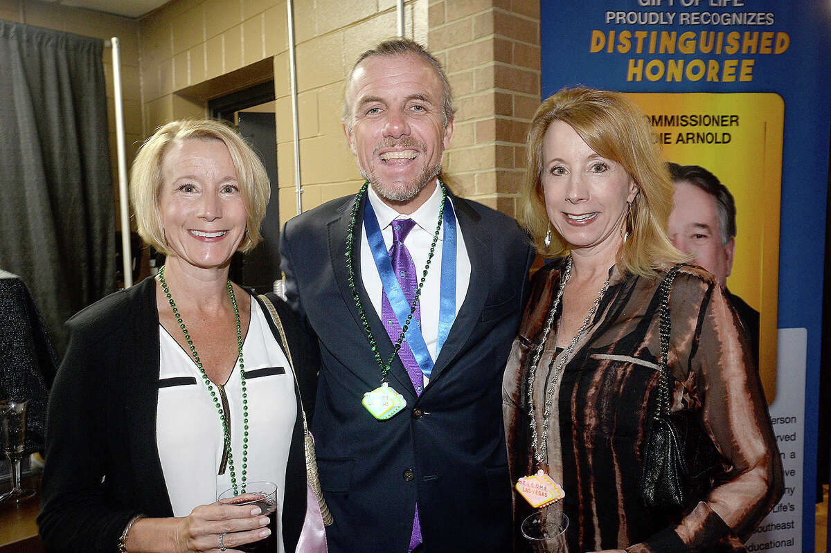 Were you 'Seen' at Champagne and Ribs?