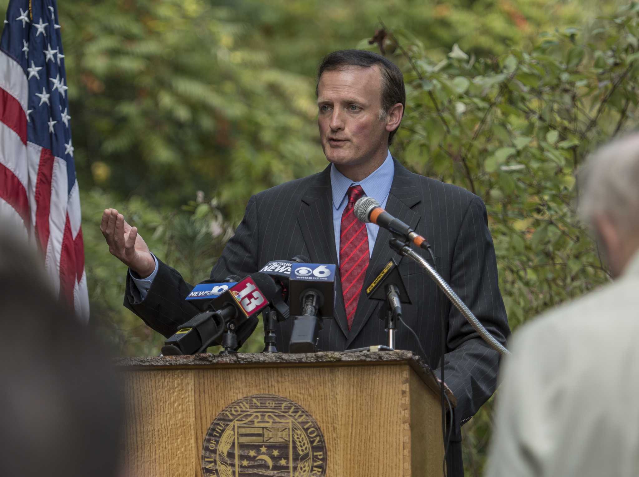 Phil Barrett cites teamwork, end to embarrassing year with new board