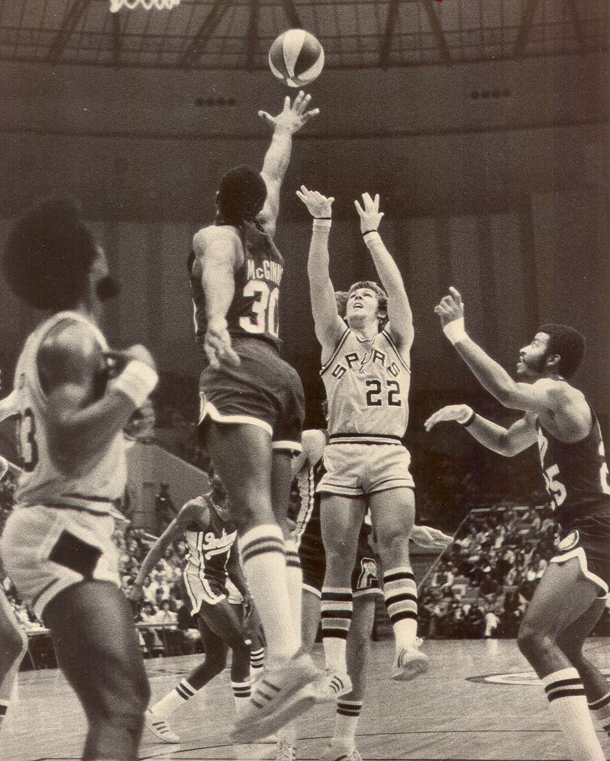 HemisFair Arena was where Spurs first scored with S.A. fans