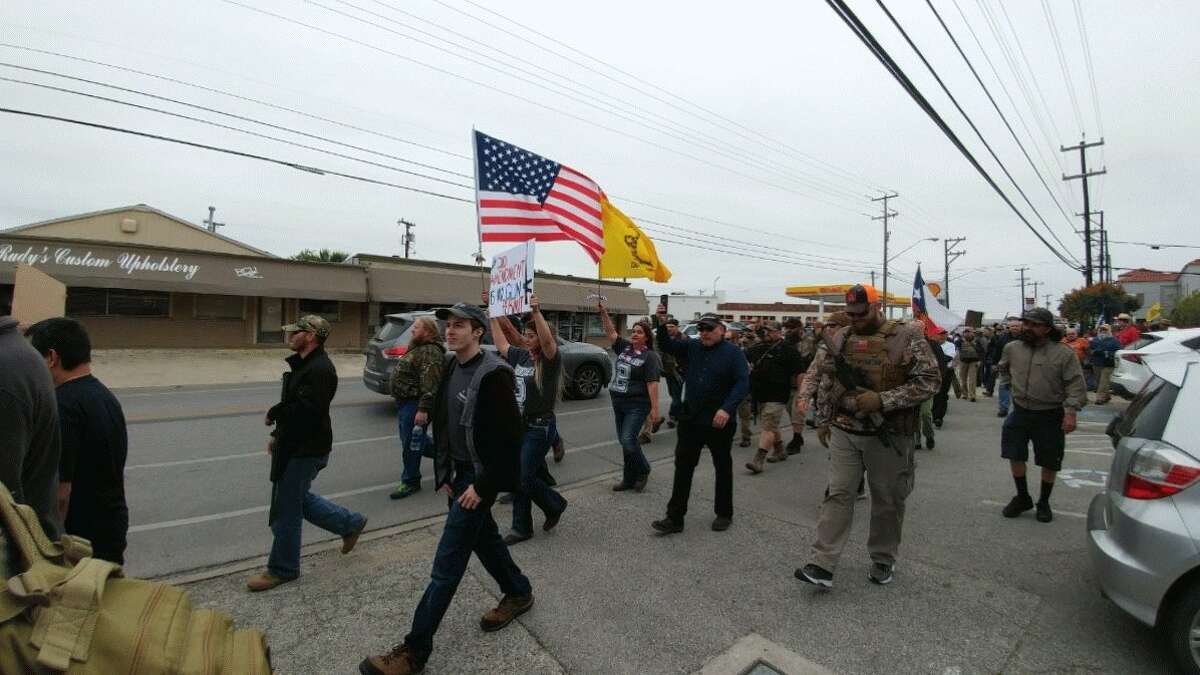 Open Carry Texas rallies in Olmos Park calling for the dismissal of ...