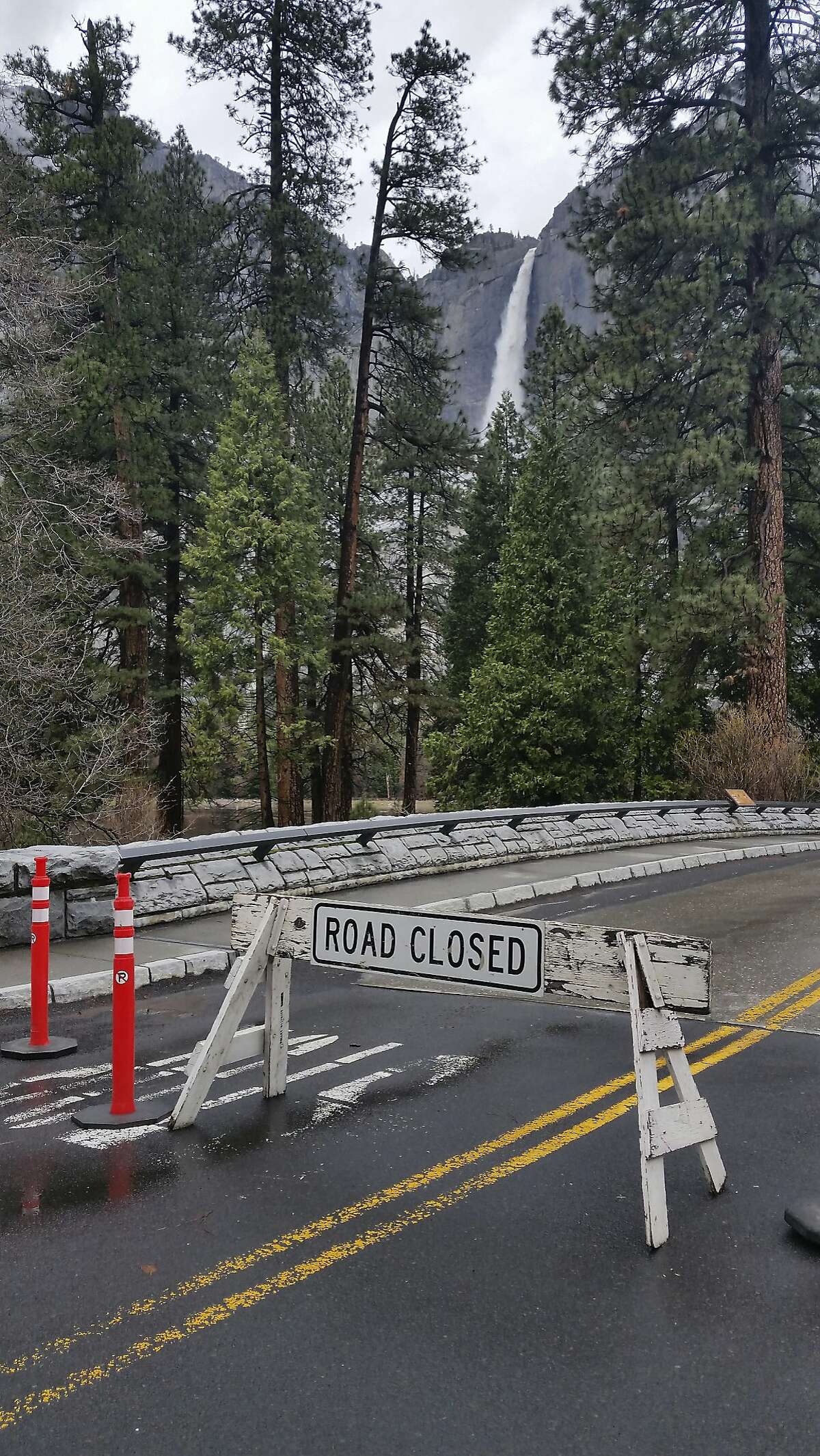 Yosemite flooding: Merced River rises 4 feet over flood stage