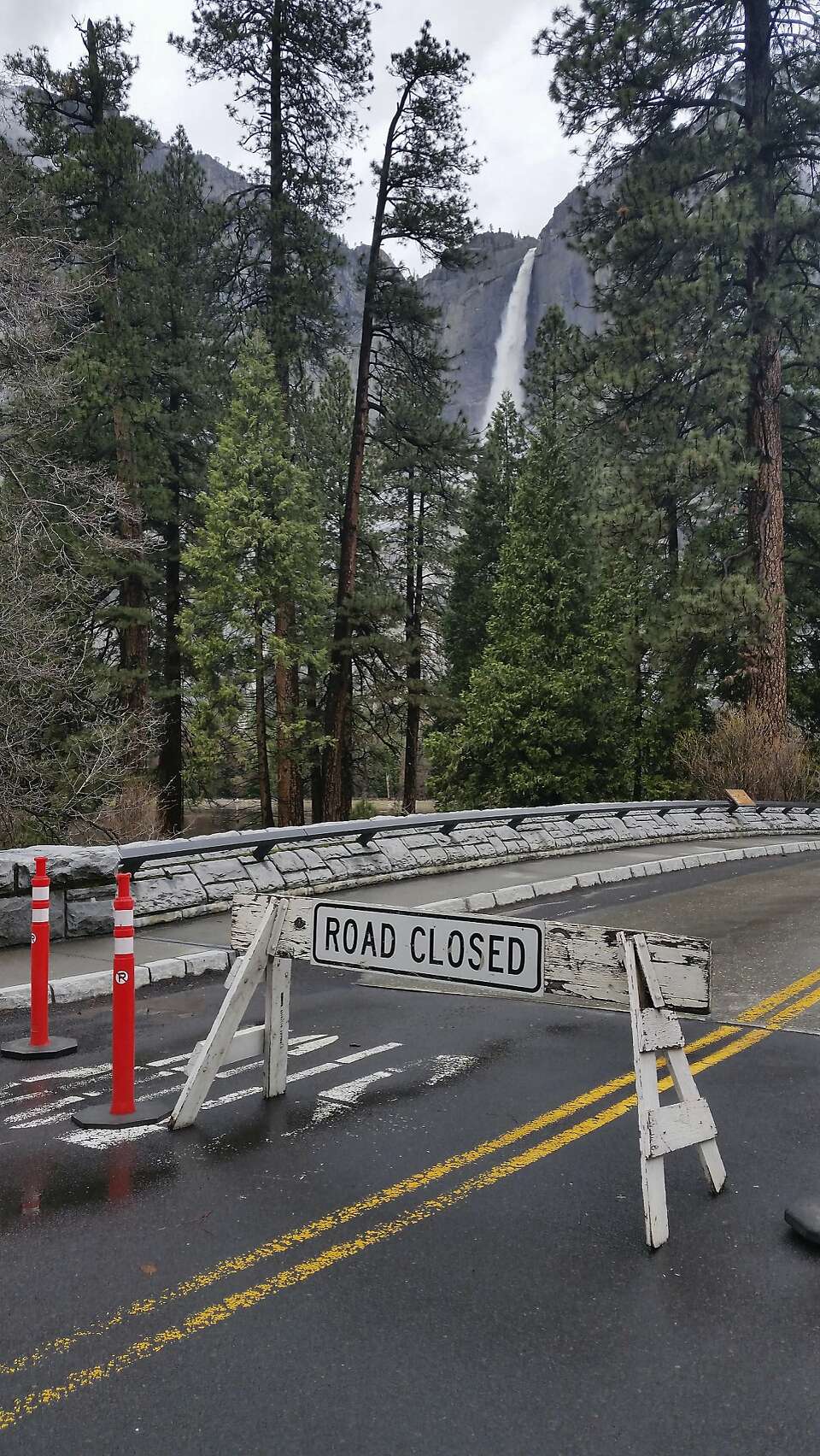 Yosemite flooding: Merced River rises 4 feet over flood stage