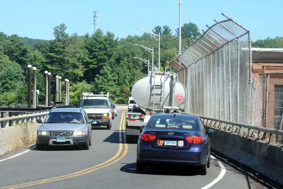 DOT revives plan for new bridge at Stevenson Dam - Connecticut Post