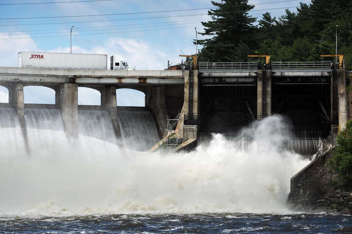 DOT revives plan for new bridge at Stevenson Dam