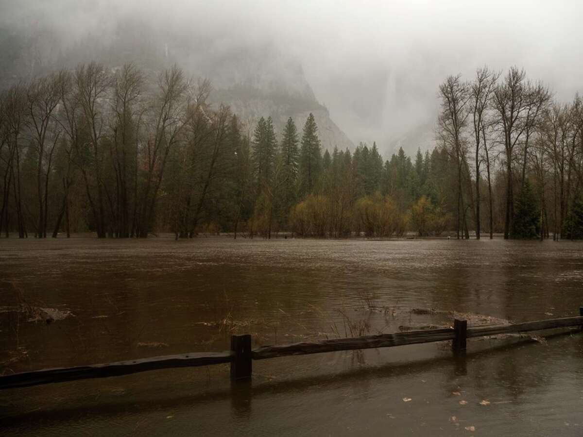 Yosemite flooding: Merced River rises 4 feet over flood stage