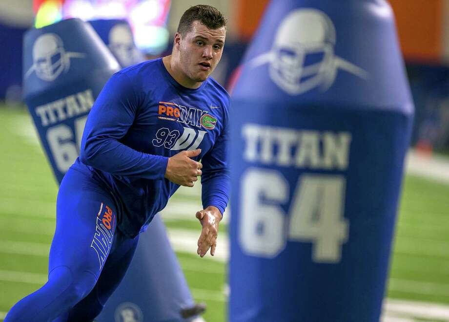 Coveted Florida DT Taven Bryan on NFL tour - Houston Chronicle