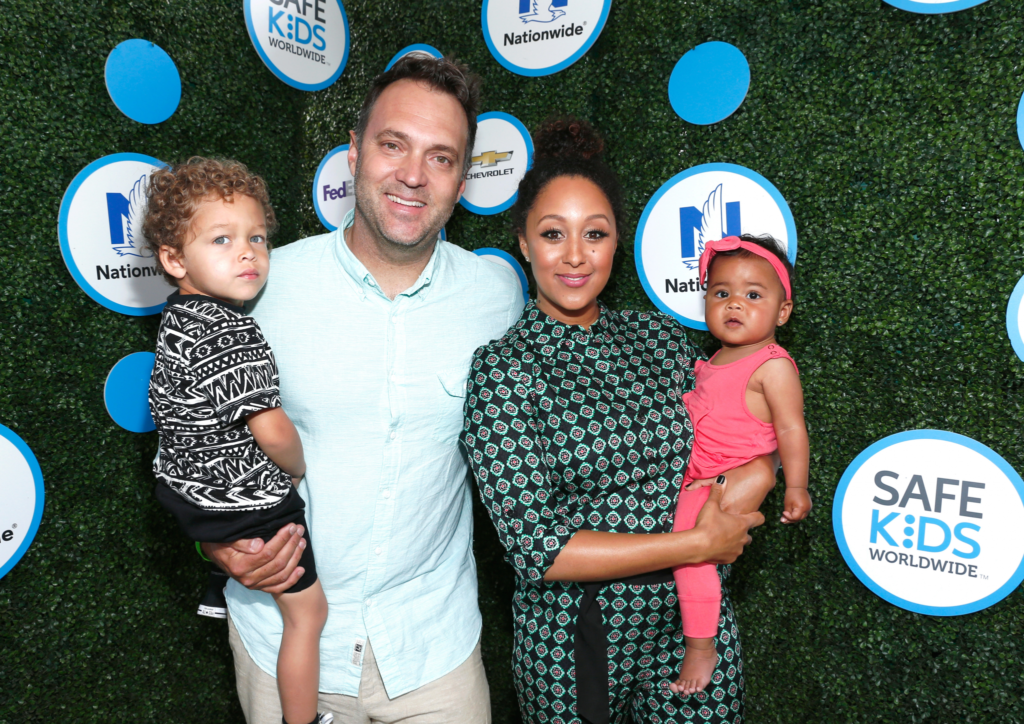 Tamera Mowry Family Tia Mowry Opens Up About Family Dynamics In Her