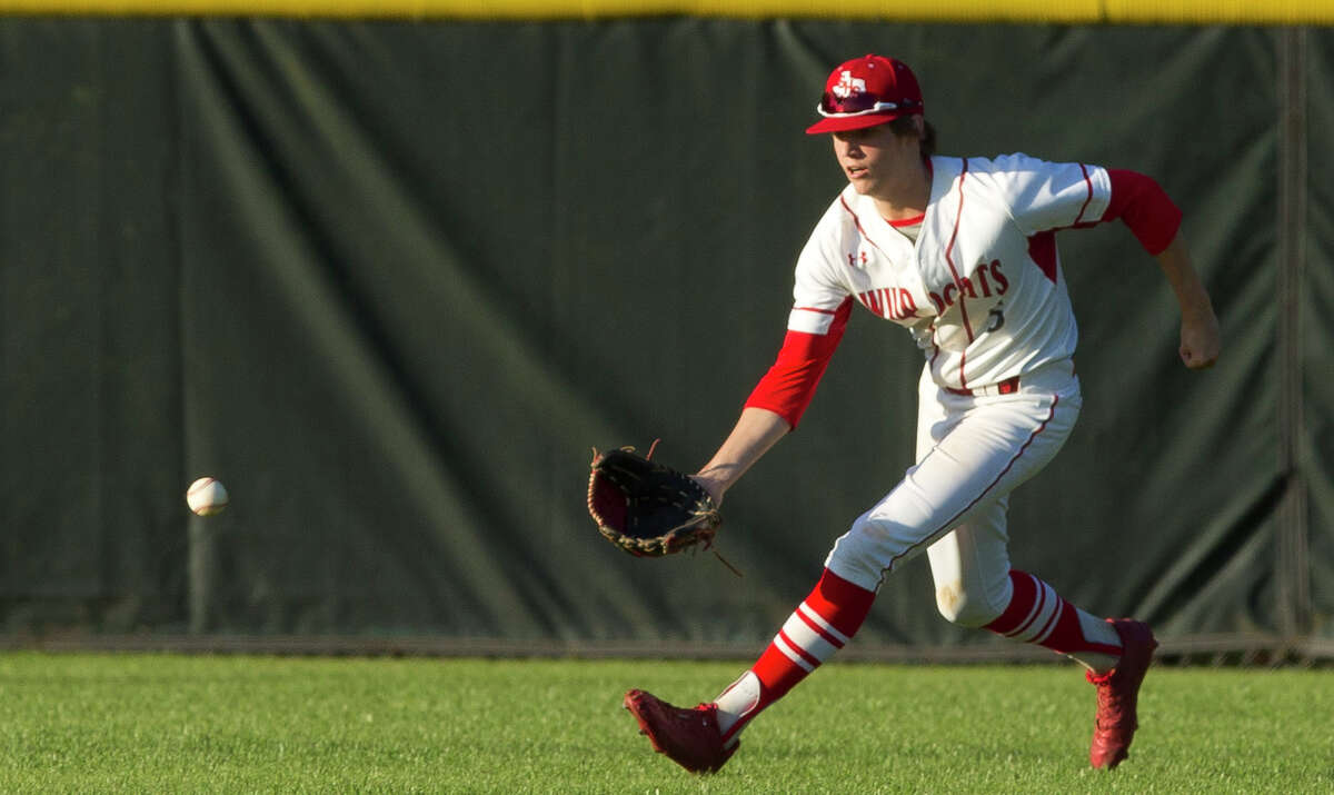 BASEBALL: Porter extends winning streak to six with run rule of Splendora