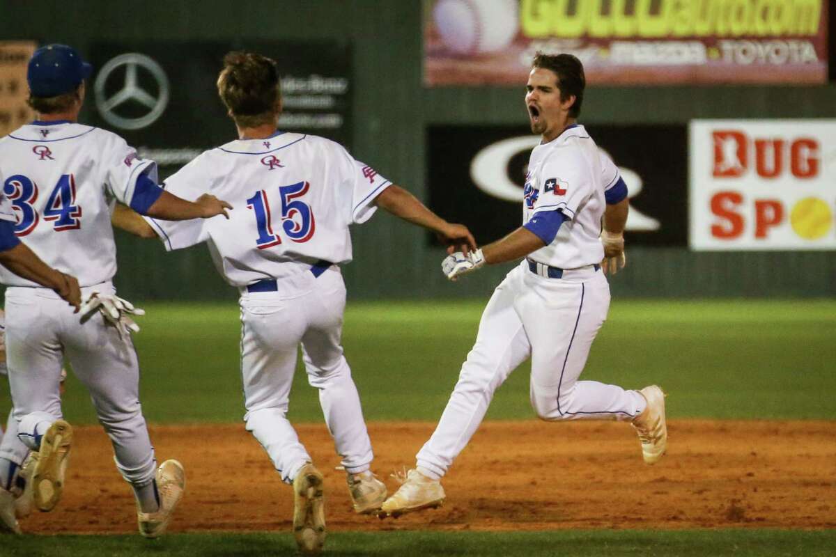 BASEBALL: Oak Ridge beats College Park 5-4 in 10 innings