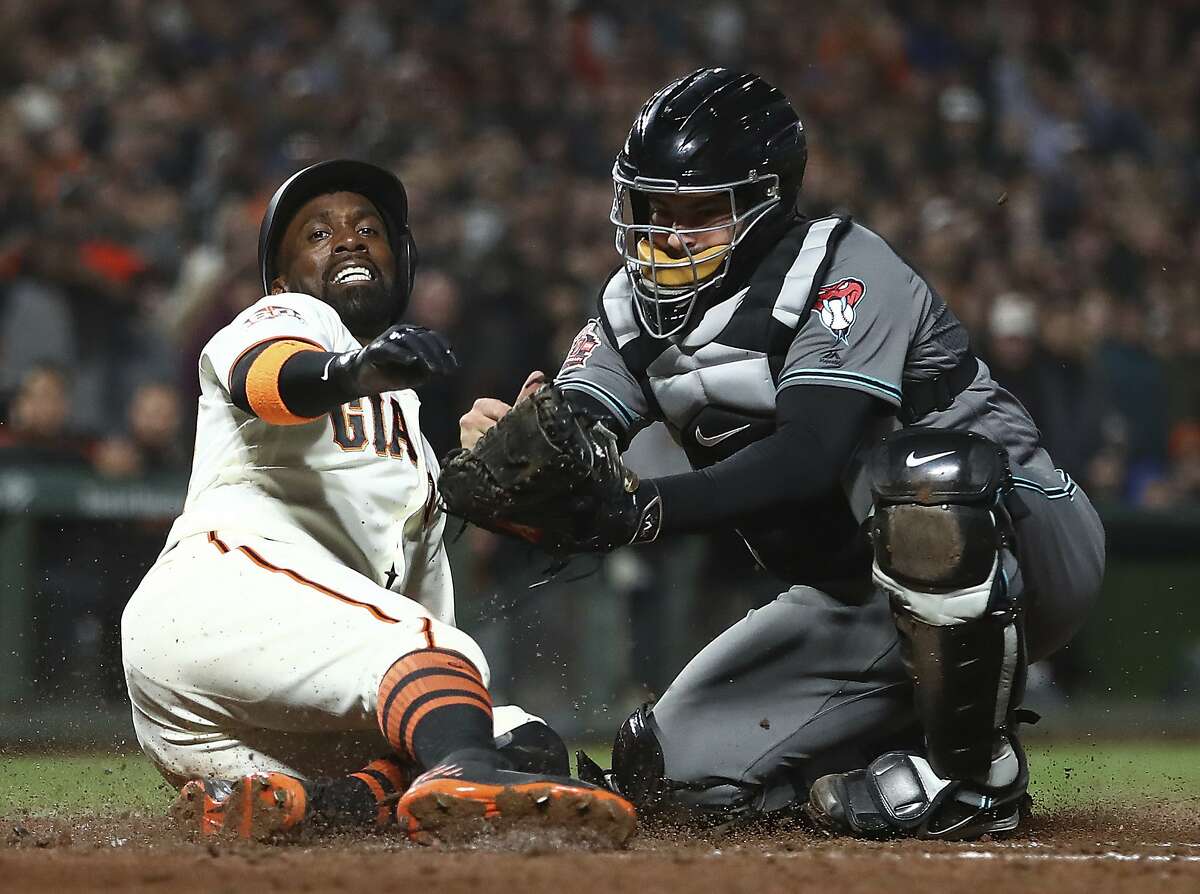 Giants beat Diamondbacks on another Andrew McCutchen walk-off hit