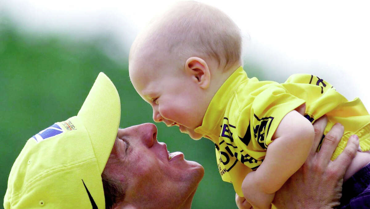 Luke Armstrong, son of Lance Armstrong, to play football at Rice