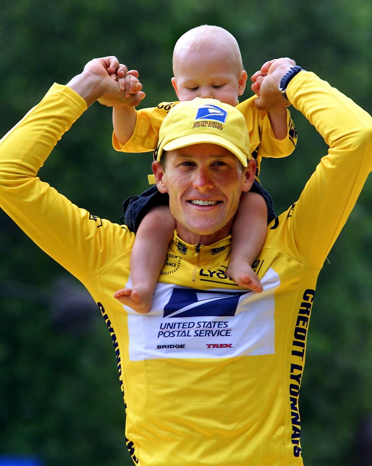 Luke Armstrong, son of Lance Armstrong, to play football at Rice