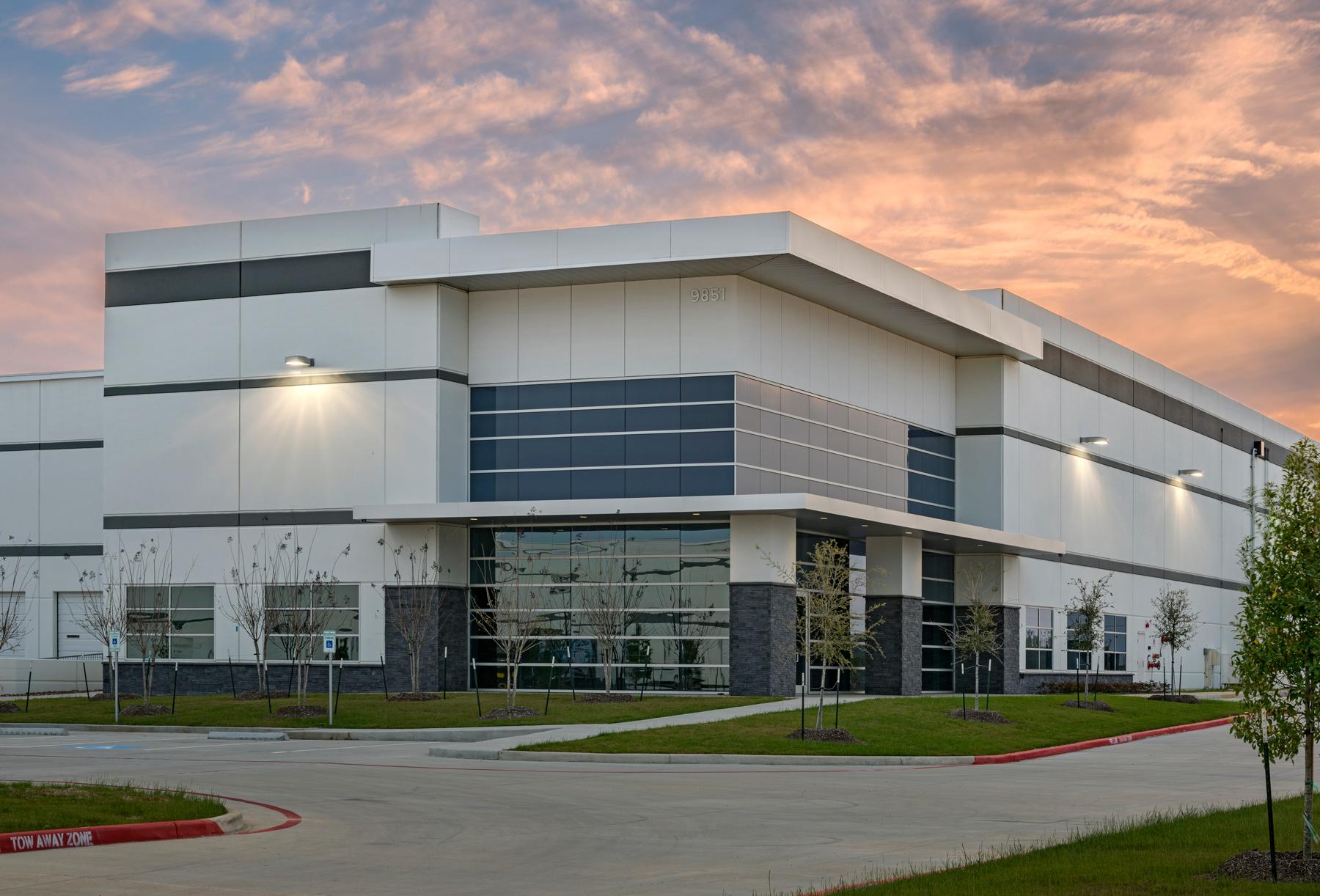 Real estate briefs: Equus Capital inks deals at 5300 Memorial office tower