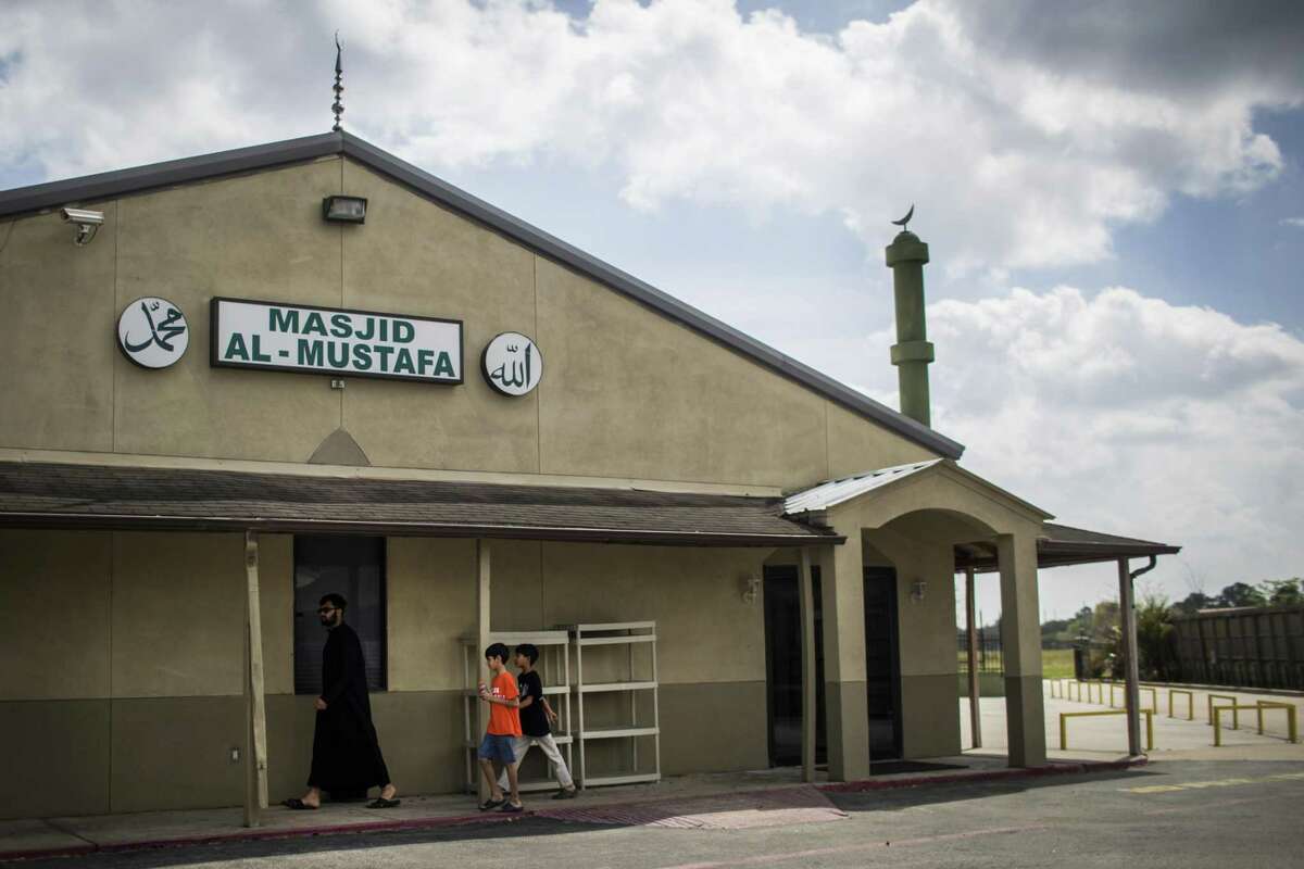 Mosque open houses combat negative stereotypes of Muslims