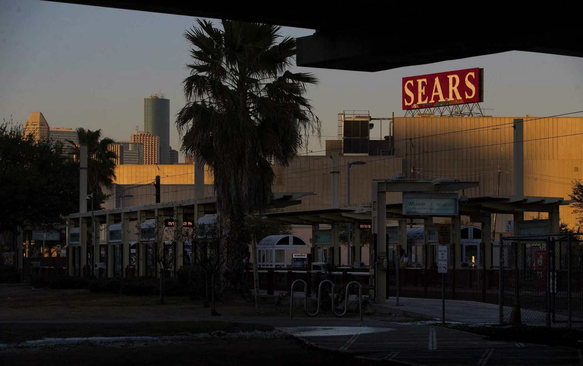 Rice University unveils plans for former Sears building