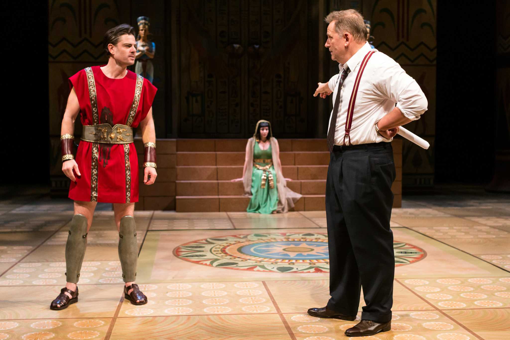 Review: Lawrence Wright’s ‘Cleo’ an origin story for celebrity obsession