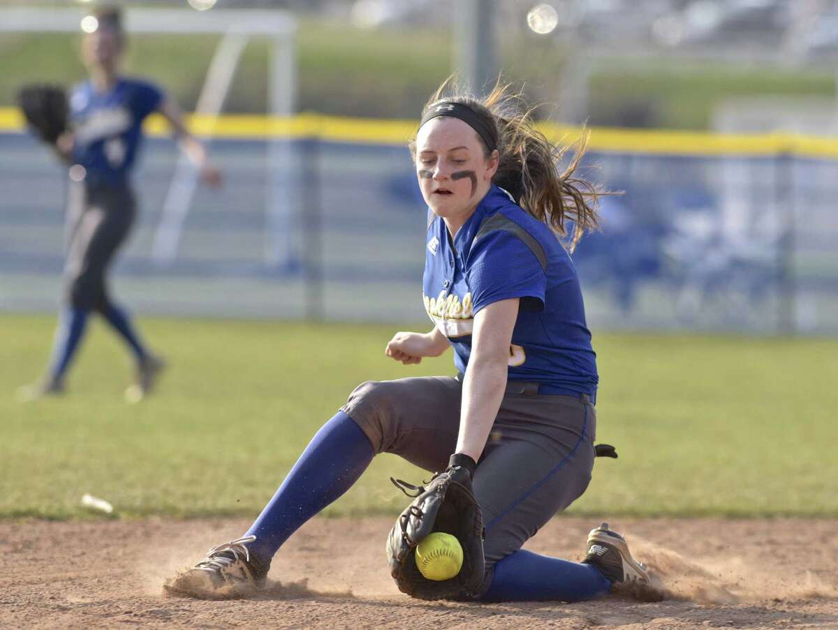 Softball: Hot start continues for Brookfield