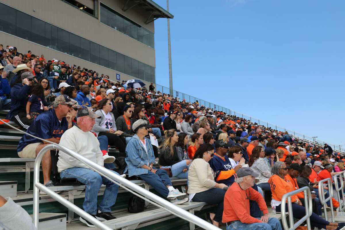 Roadrunners' treat fans to a preview of the '18 season during annual ...