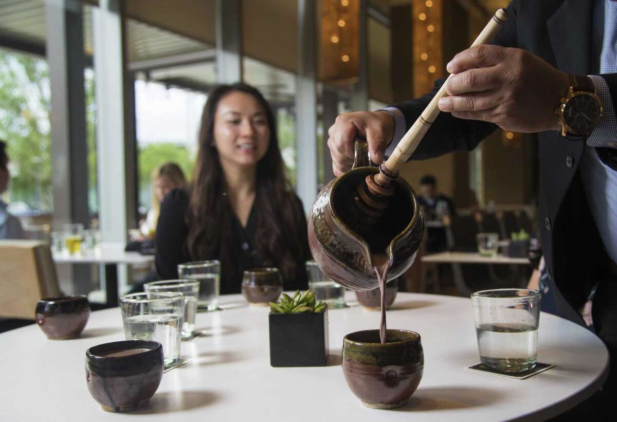 Houston restaurants are getting into tableside service