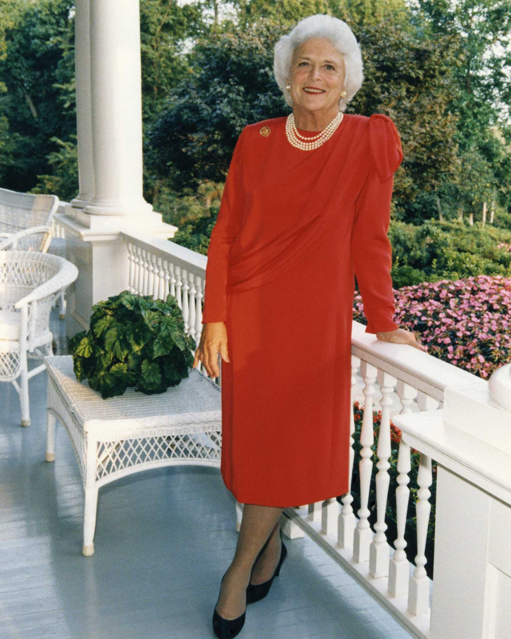 Barbara Bush, 92, dies; met future president in Greenwich