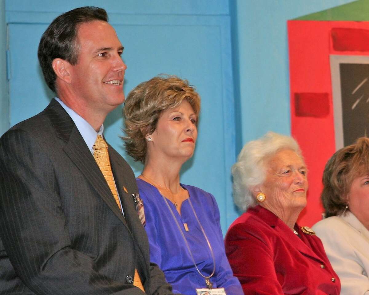 Barbara Bush leaves lasting legacy with county educators, literacy ...