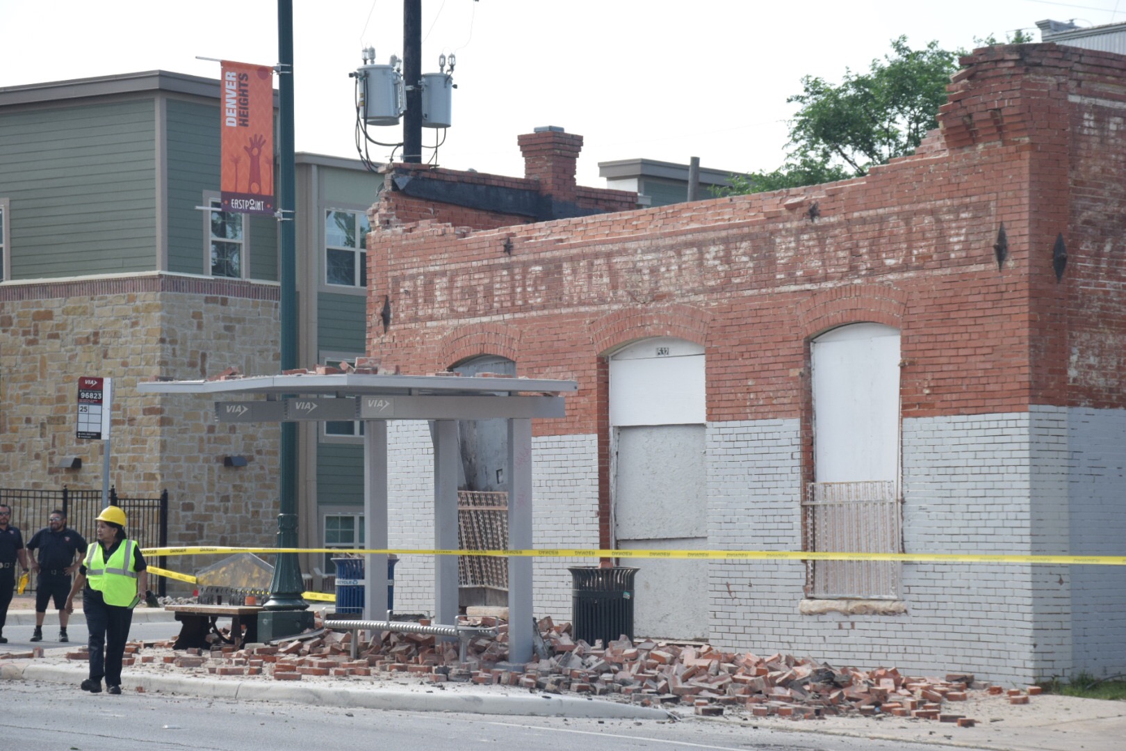 Authorities respond to collapsed structure on East Side