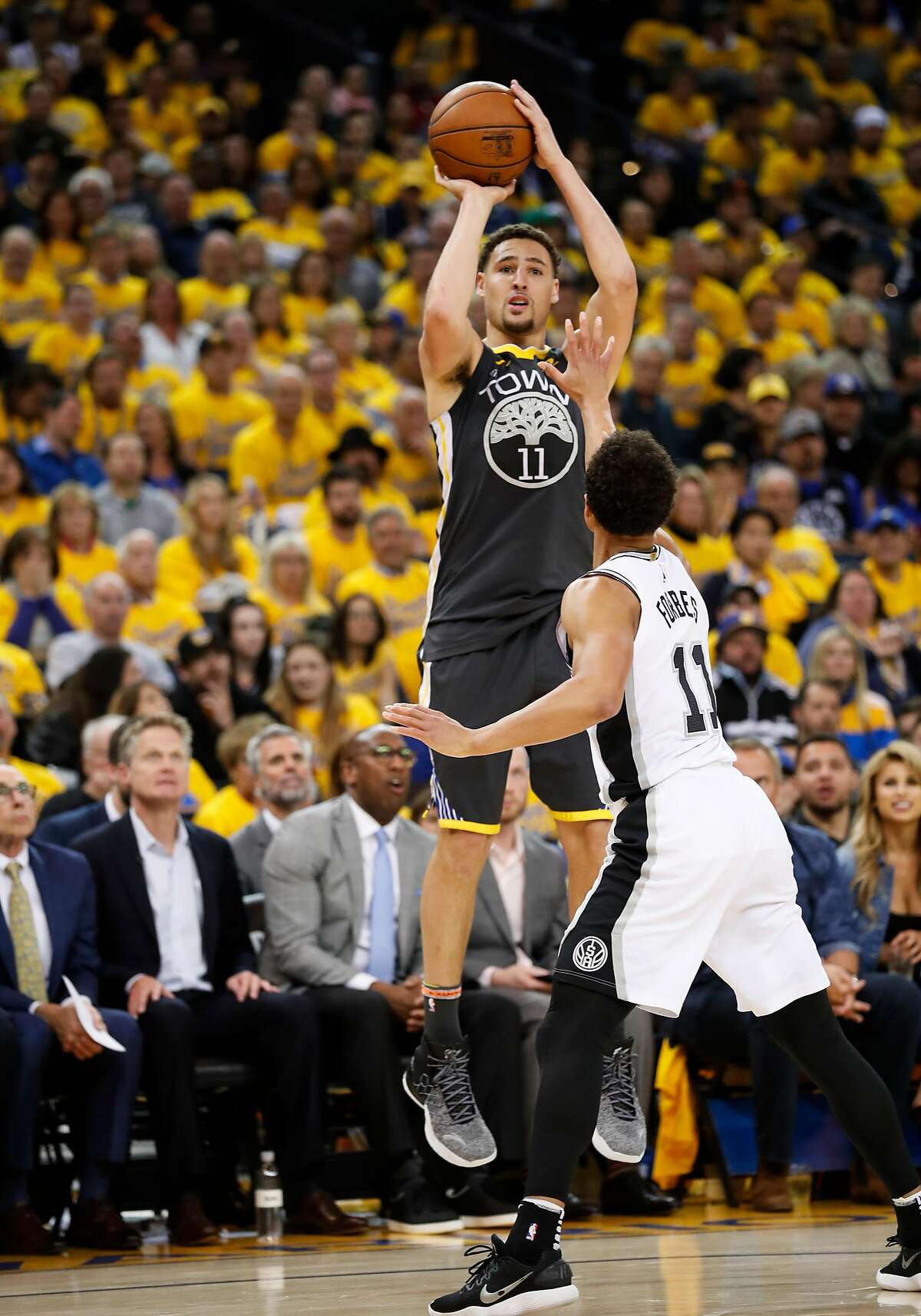 Klay Thompson is the Warriors’ master of efficiency