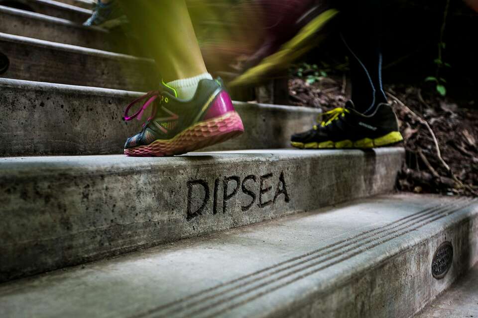 Marking 100 years since women held their 1st Dipsea race