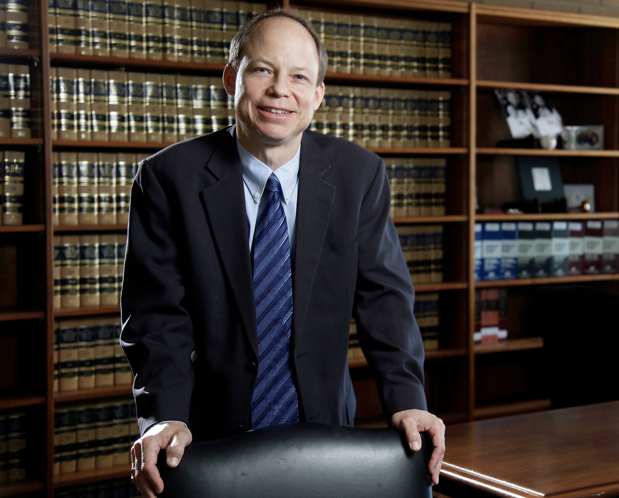 Foes, backers of Judge Persky recall effort face off in debate - SFGate