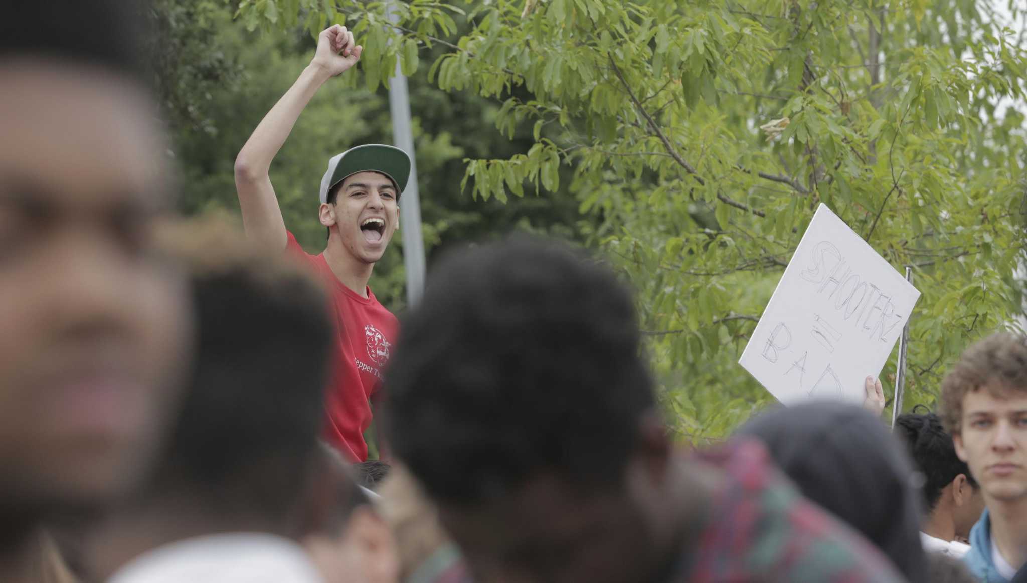 Houston-area students join nationwide calls for gun and school safety ...