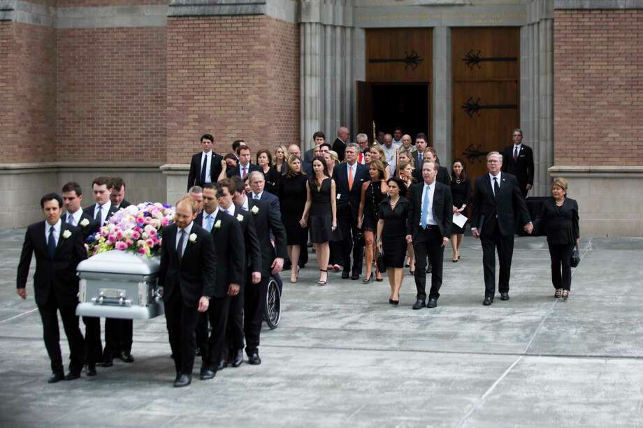 Photos from Barbara Bush's funeral show past presidents, first lady ...