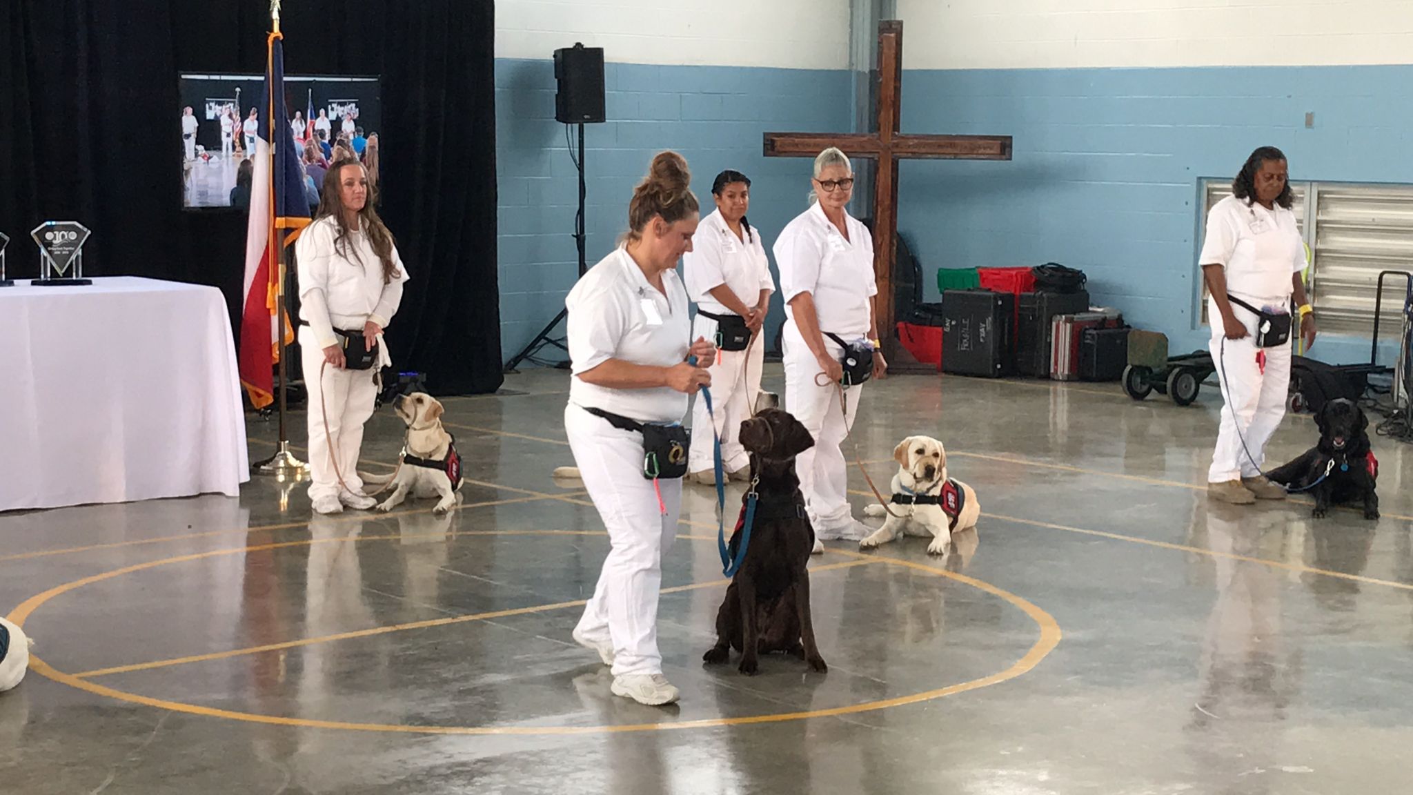 Patriot Paws celebrates 10-year anniversary with eight canine graduations