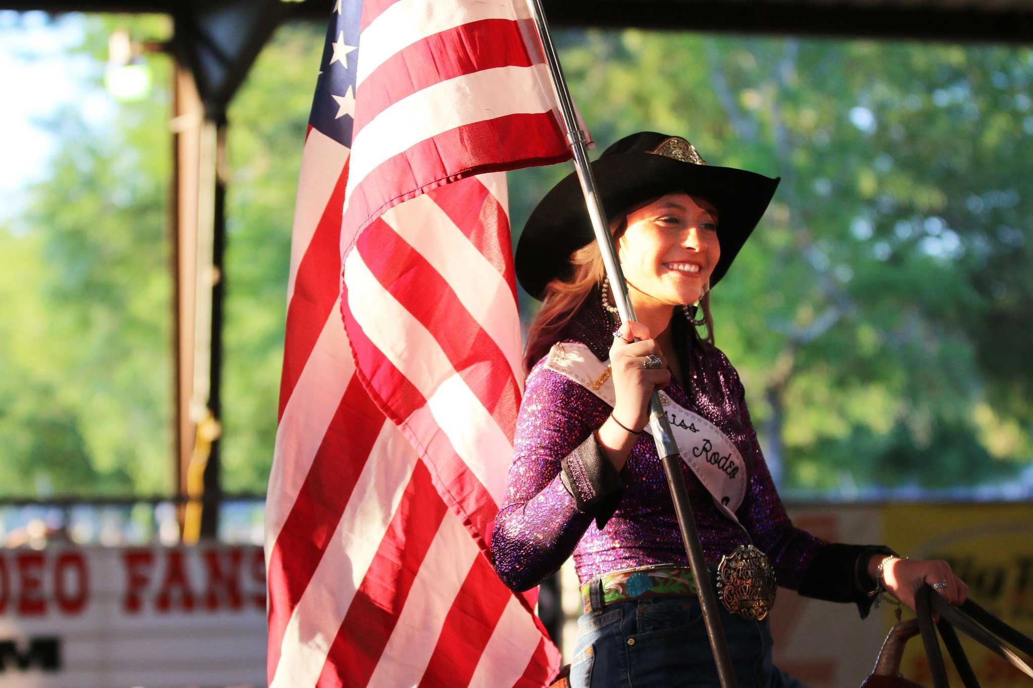 New queen crowned, rodeo wraps up in Cleveland