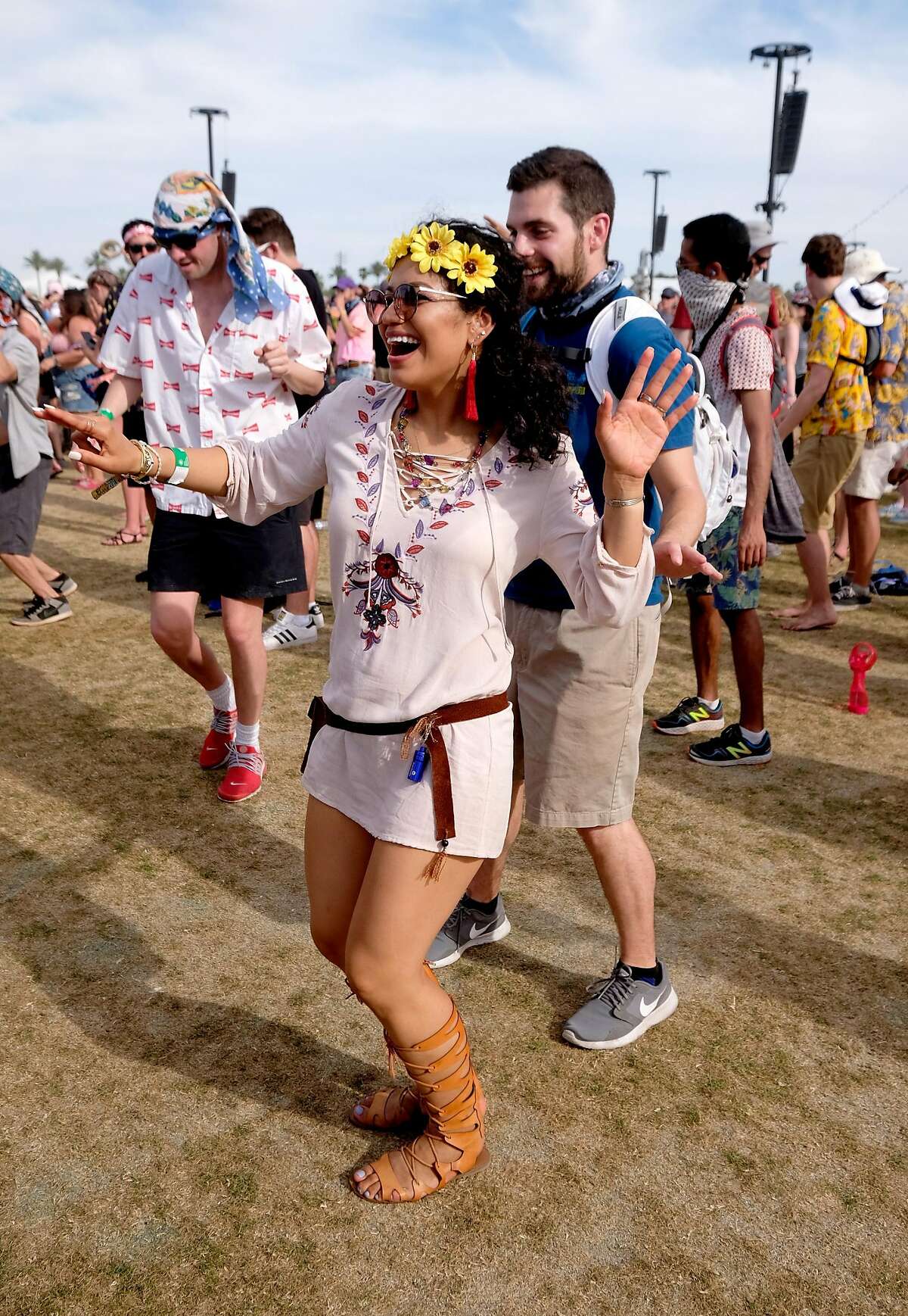 The craziest looks from Coachella's hot, dusty final weekend